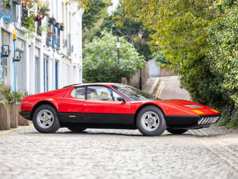Trío de Ferrari Daytona en subasta millonaria | Máxima Velocidad
