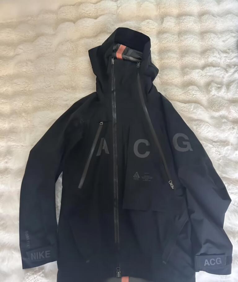 Nike ACG y la Chaqueta Air Milano: Innovación Pura | Máxima Velocidad